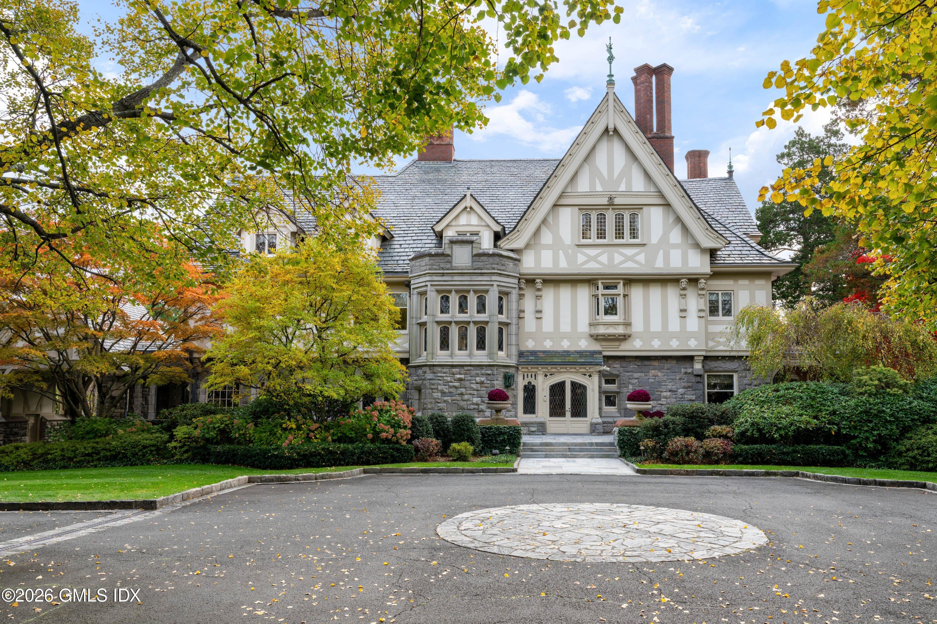 44 Mayo Ave, Greenwich, CT 06830 | Brownstoner