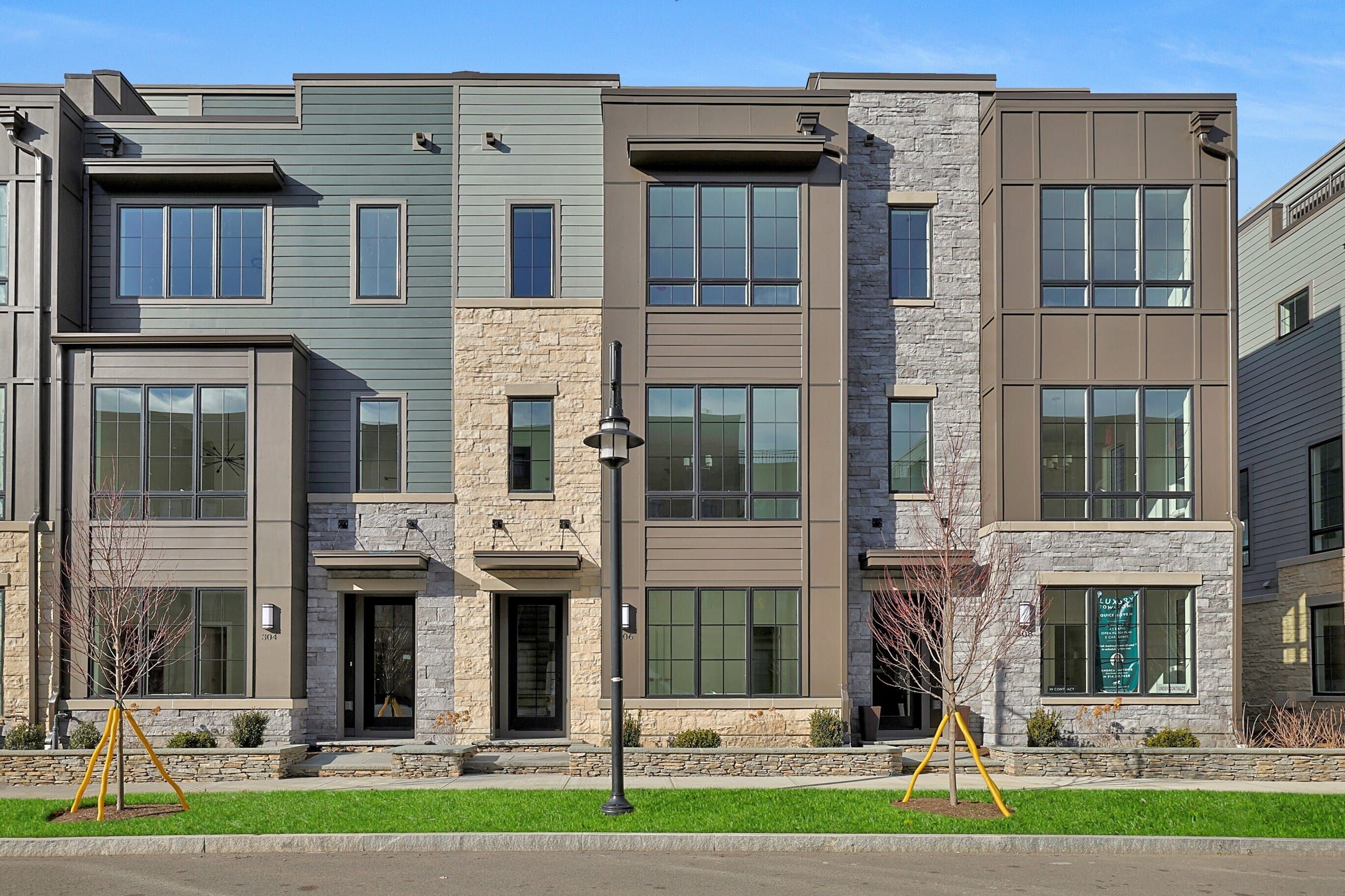 Brownstones At Edge On Hudson