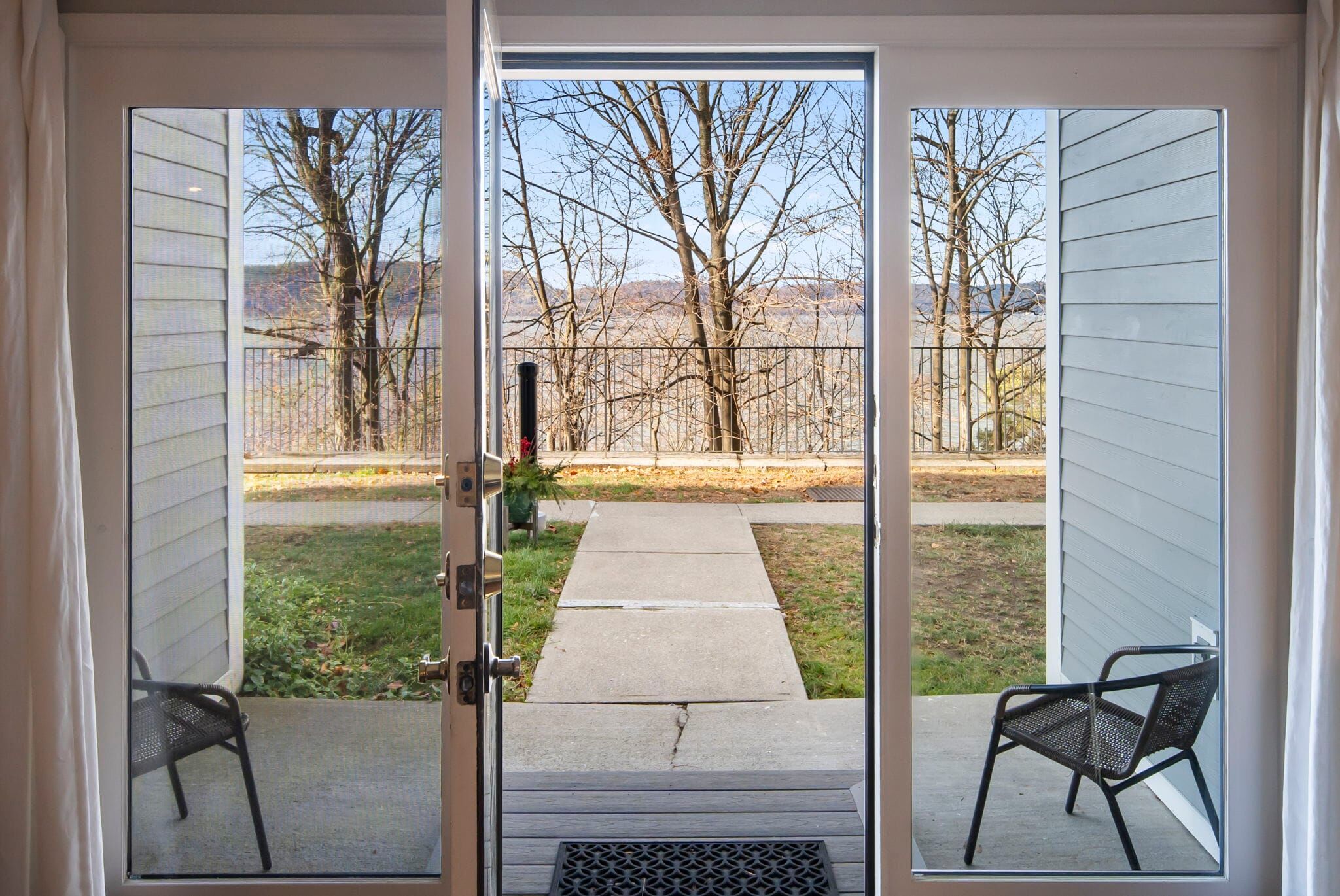 7 Hudson Point Ln, Hudson Point, Ossining, NY 10562 | Brownstoner