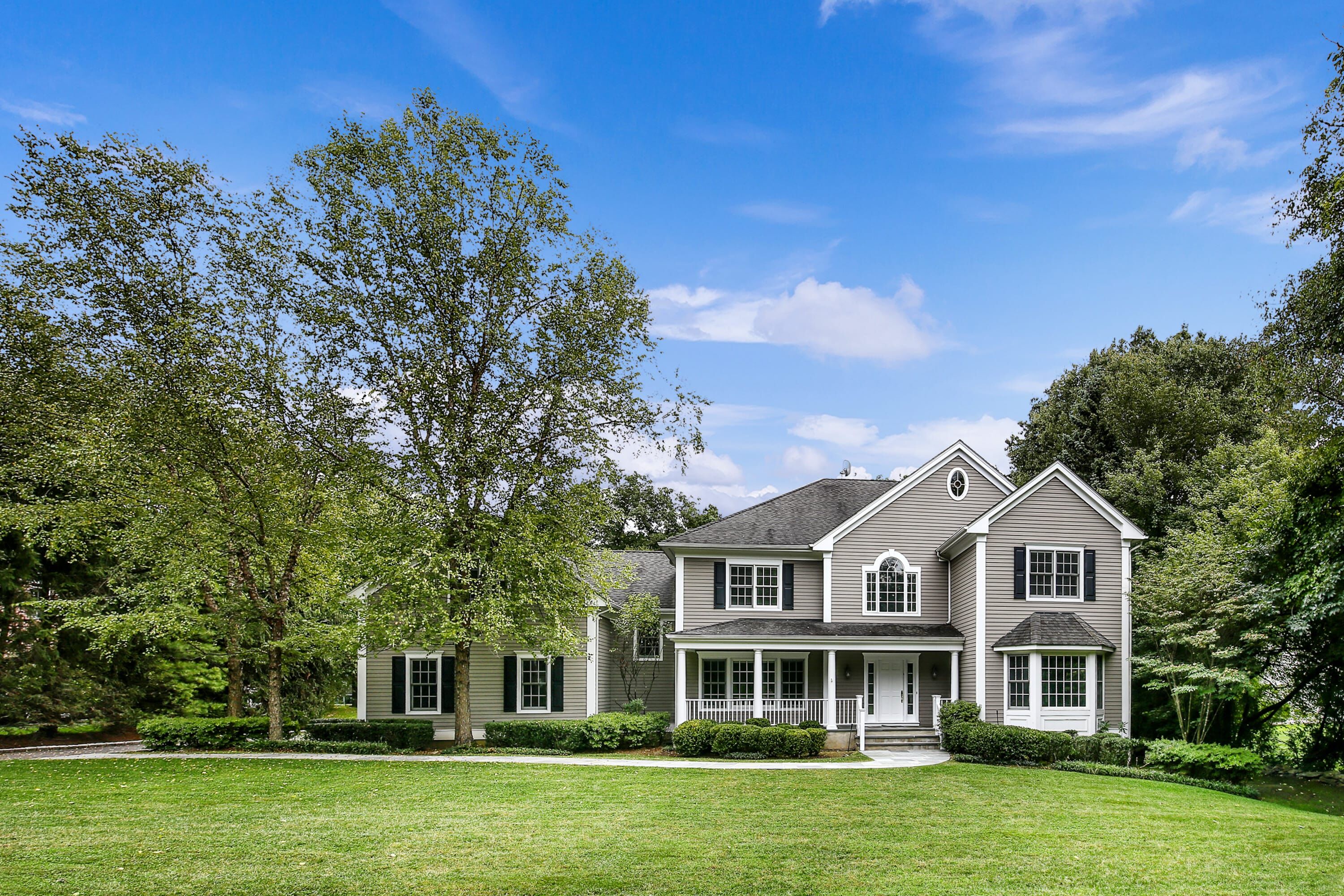 34 Saxon Woods Rd, Scarsdale, NY 10583 | Brownstoner