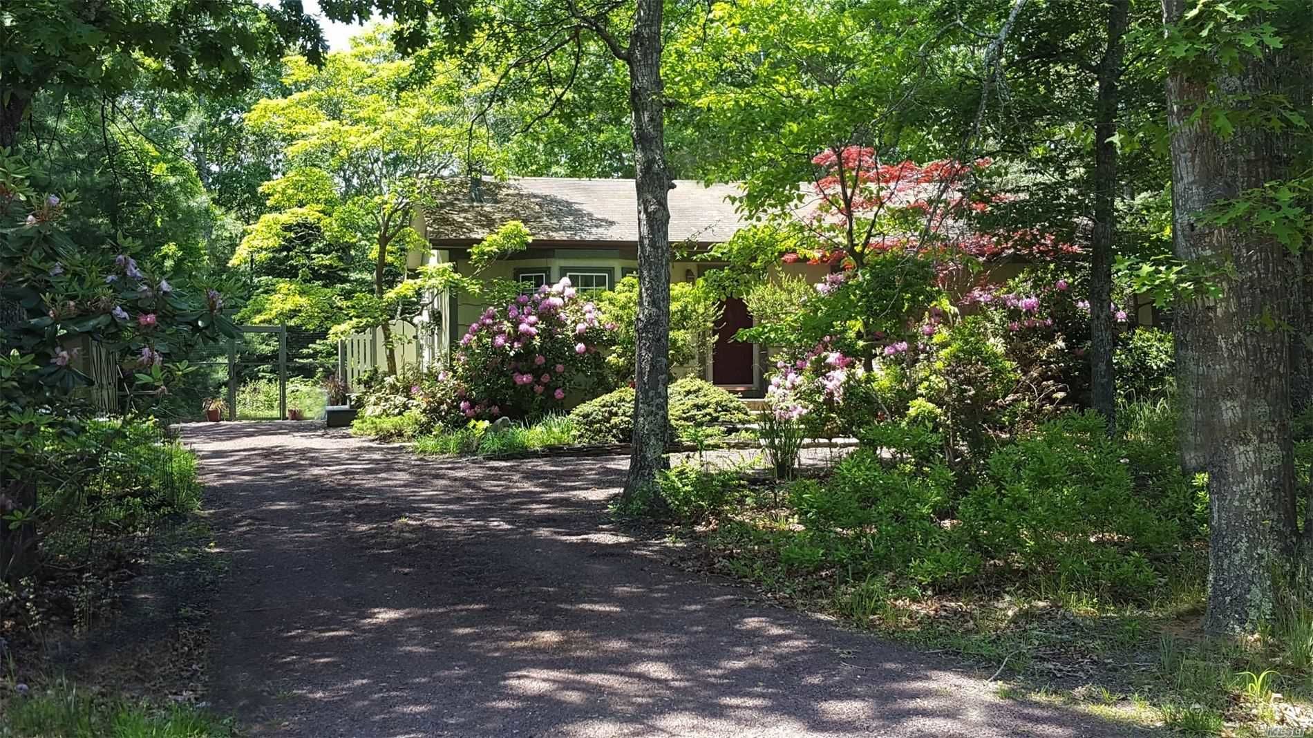 446 Toppings Path, Sagaponack, NY 11962 | Brownstoner