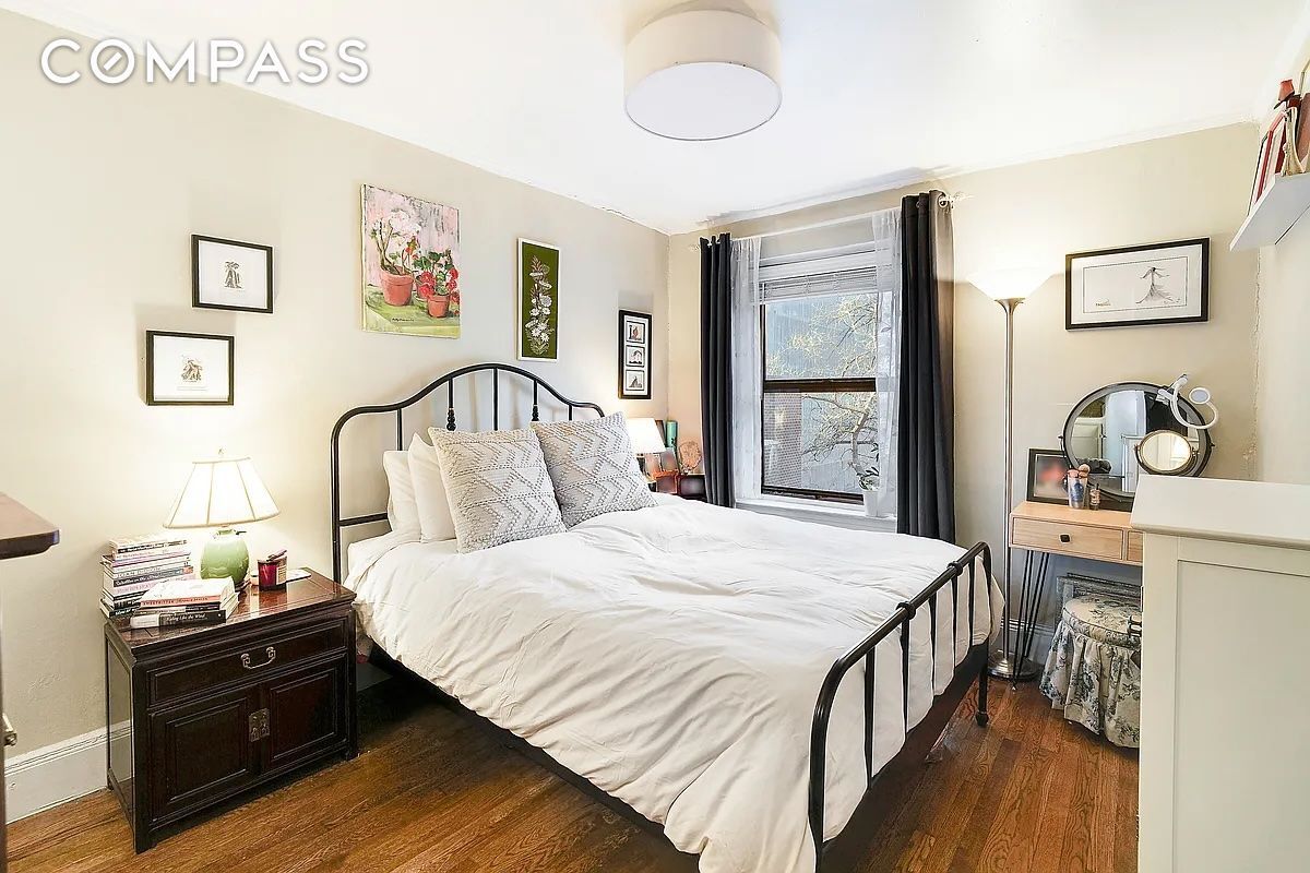 240 E 24th St, Kips Bay, New York, NY 10010 | Brownstoner