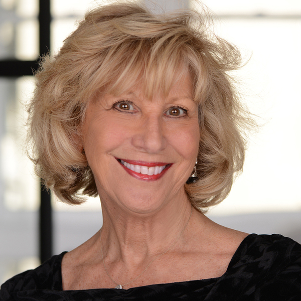 Lic. RE Salesperson - Stacy Sussman - Coldwell Banker Warburg ...