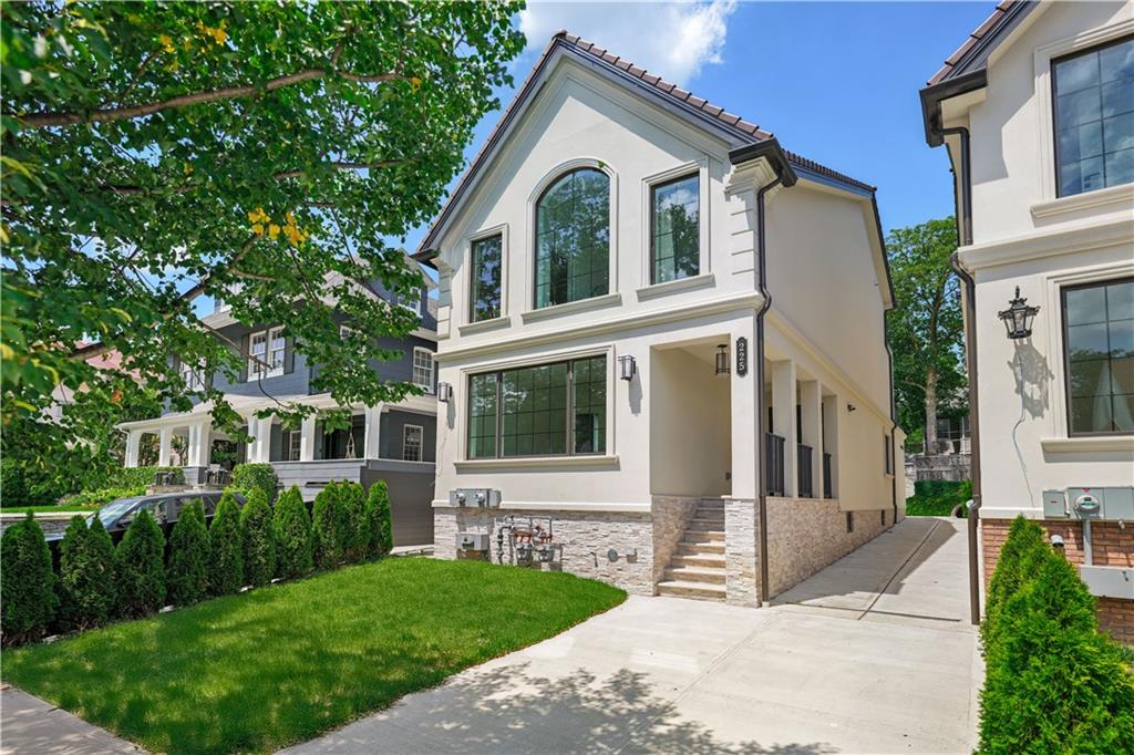 225 77th St, Bay Ridge, Brooklyn, NY 11209 | Brownstoner