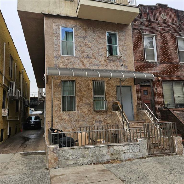 92 Brighton 11th St, Brighton Beach, Brooklyn, NY 11235 | Brownstoner